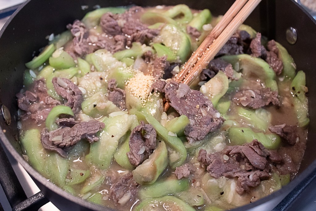 Beef with Edible Luffa (Thịt Bò Xào Mướp) | Simple Vietnamese Food