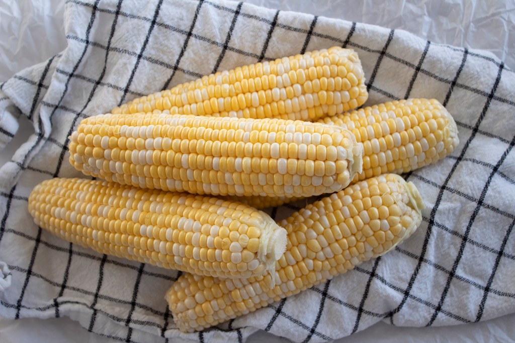 Corn Pudding Dessert (Chè Bắp) | Simple Vietnamese Food